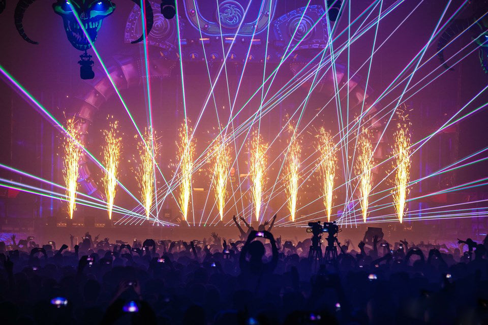 MOKA SFX has the best cold spark machine for sale wedding cold spark ...